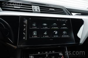 Black Audi E-Tron 2023 in Riga, with an engine capacity of 0.00 L and mileage of 26 thousand km for 36000 €, photo 27 on AUTOMOTO.COM.LV