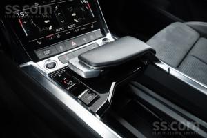 Black Audi E-Tron 2023 in Riga, with an engine capacity of 0.00 L and mileage of 26 thousand km for 36000 €, photo 30 on AUTOMOTO.COM.LV