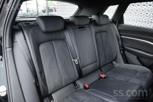 Black Audi E-Tron 2023 in Riga, with an engine capacity of 0.00 L and mileage of 26 thousand km for 36000 €, photo 31 on AUTOMOTO.COM.LV