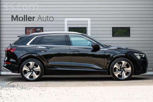 Melns Audi E-Tron 2023 Jelgava, ar dzinēja tilpumu 0.00 L un nobraukumu 83 tūkst. km par 39650 €, foto 5 vietnē AUTOMOTO.COM.LV