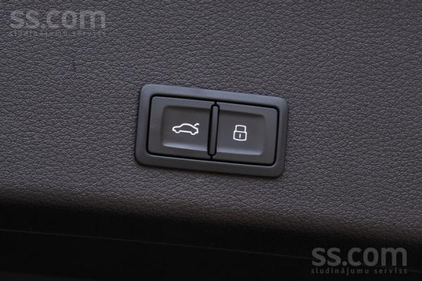 Melns Audi E-Tron 2023 Jelgava, ar dzinēja tilpumu 0.00 L un nobraukumu 83 tūkst. km par 39650 €, foto 9 vietnē AUTOMOTO.COM.LV