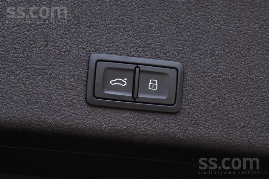 Melns Audi E-Tron 2023 Jelgava, ar dzinēja tilpumu 0.00 L un nobraukumu 83 tūkst. km par 39650 €, foto 10 vietnē AUTOMOTO.COM.LV