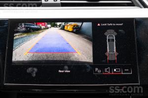 Melns Audi E-Tron 2023 Jelgava, ar dzinēja tilpumu 0.00 L un nobraukumu 83 tūkst. km par 39650 €, foto 14 vietnē AUTOMOTO.COM.LV
