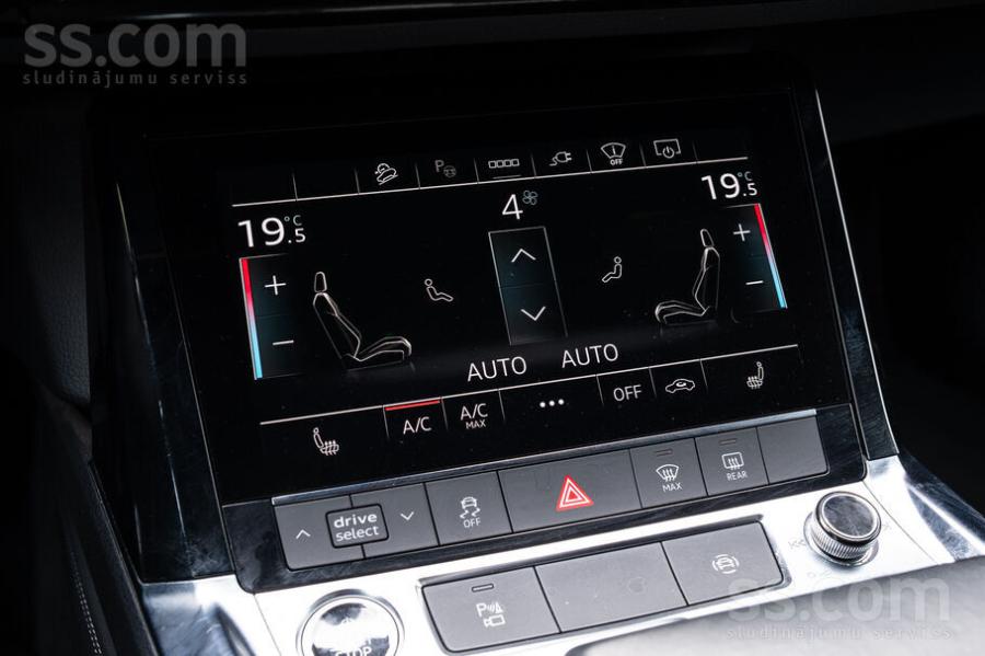 Melns Audi E-Tron 2023 Jelgava, ar dzinēja tilpumu 0.00 L un nobraukumu 83 tūkst. km par 39650 €, foto 19 vietnē AUTOMOTO.COM.LV