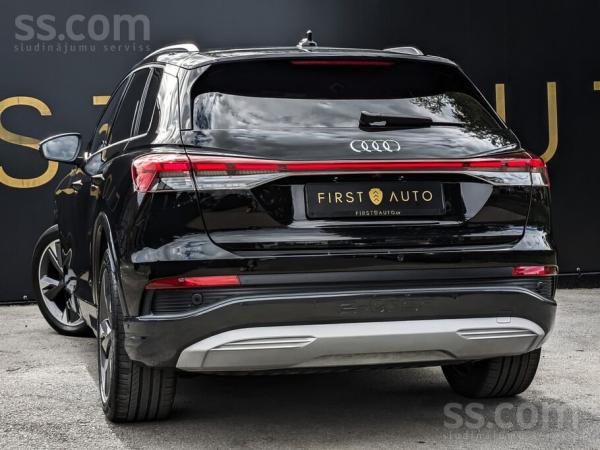 Black Audi E-Tron 2023 in Tukums, with an engine capacity of 0.00 L and mileage of 132 thousand km for 29990 €, photo 3 on AUTOMOTO.COM.LV