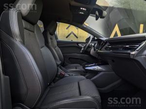 Melns Audi E-Tron 2023 Tukums, ar dzinēja tilpumu 0.00 L un nobraukumu 132 tūkst. km par 29990 €, foto 8 vietnē AUTOMOTO.COM.LV