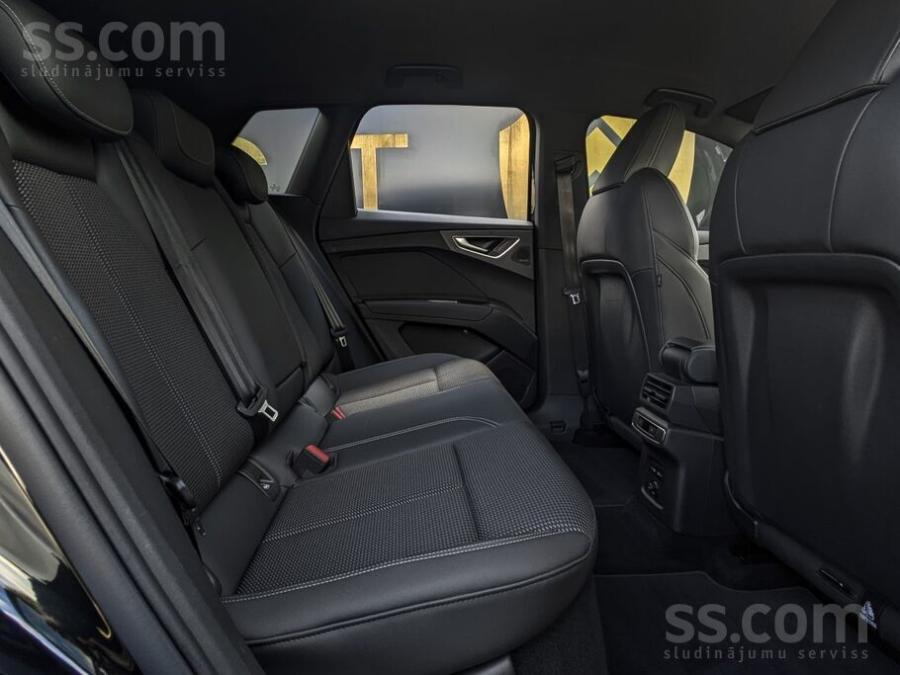 Melns Audi E-Tron 2023 Tukums, ar dzinēja tilpumu 0.00 L un nobraukumu 132 tūkst. km par 29990 €, foto 9 vietnē AUTOMOTO.COM.LV