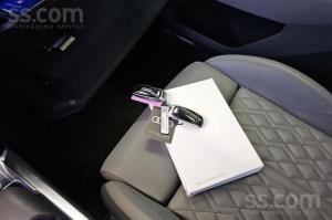 Black Audi E-Tron 2023 in Riga, with an engine capacity of 0.00 L and mileage of 32 thousand km for 35550 €, photo 4 on AUTOMOTO.COM.LV