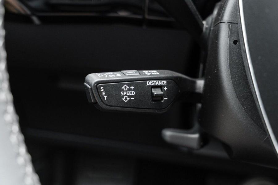 Black Audi E-Tron 2023 in Riga, with an engine capacity of 0.00 L and mileage of 58 thousand km for 37850 €, photo 15 on AUTOMOTO.COM.LV