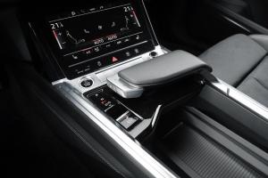 Black Audi E-Tron 2023 in Riga, with an engine capacity of 0.00 L and mileage of 58 thousand km for 37850 €, photo 20 on AUTOMOTO.COM.LV