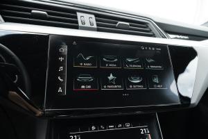 Black Audi E-Tron 2023 in Riga, with an engine capacity of 0.00 L and mileage of 58 thousand km for 37850 €, photo 24 on AUTOMOTO.COM.LV