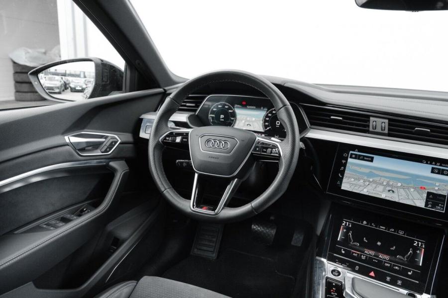 Black Audi E-Tron 2023 in Riga, with an engine capacity of 0.00 L and mileage of 58 thousand km for 37850 €, photo 36 on AUTOMOTO.COM.LV