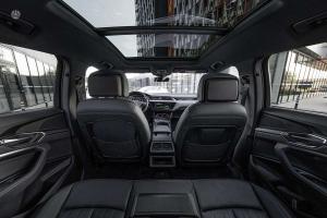 Черный Ауди E-Tron 2023 в Вильнюс, объемом двигателя 0.00 л и пробегом 100 тыс. км за 33900 €, фото 10 на AUTOMOTO.COM.LV
