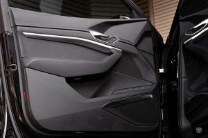 Черный Ауди E-Tron 2023 в Вильнюс, объемом двигателя 0.00 л и пробегом 100 тыс. км за 33900 €, фото 21 на AUTOMOTO.COM.LV