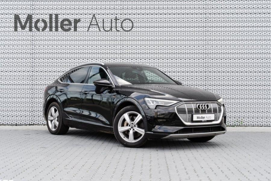 Melns Audi E-Tron 2023 Mārupe, ar dzinēja tilpumu 0.00 L un nobraukumu 28 tūkst. km par 43300 €, foto 3 vietnē AUTOMOTO.COM.LV