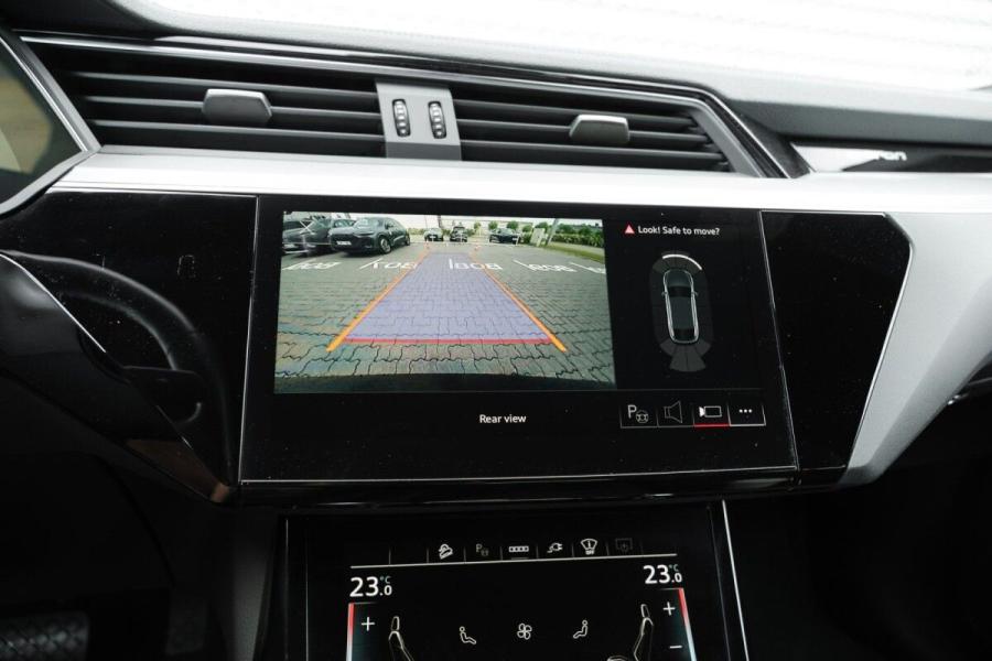 Melns Audi E-Tron 2023 Mārupe, ar dzinēja tilpumu 0.00 L un nobraukumu 28 tūkst. km par 43300 €, foto 19 vietnē AUTOMOTO.COM.LV