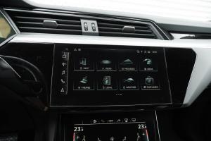 Melns Audi E-Tron 2023 Mārupe, ar dzinēja tilpumu 0.00 L un nobraukumu 28 tūkst. km par 43300 €, foto 20 vietnē AUTOMOTO.COM.LV