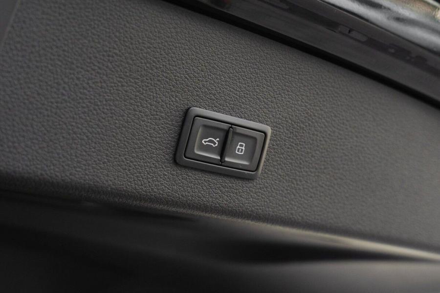 Melns Audi E-Tron 2023 Mārupe, ar dzinēja tilpumu 0.00 L un nobraukumu 28 tūkst. km par 43300 €, foto 32 vietnē AUTOMOTO.COM.LV
