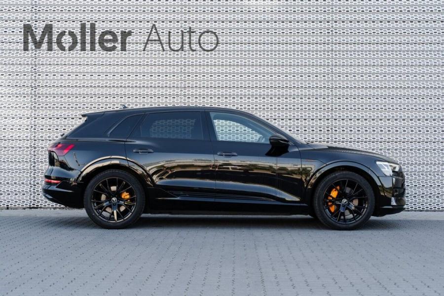 Melns Audi E-Tron 2023 Mārupe, ar dzinēja tilpumu 0.00 L un nobraukumu 41 tūkst. km par 42150 €, foto 6 vietnē AUTOMOTO.COM.LV