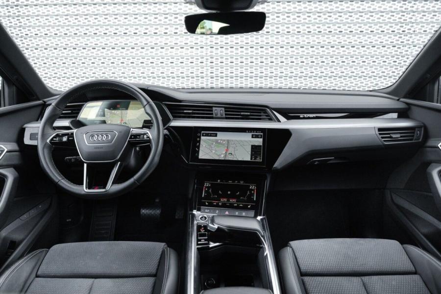 Melns Audi E-Tron 2023 Mārupe, ar dzinēja tilpumu 0.00 L un nobraukumu 41 tūkst. km par 42150 €, foto 7 vietnē AUTOMOTO.COM.LV