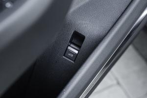 Melns Audi E-Tron 2023 Mārupe, ar dzinēja tilpumu 0.00 L un nobraukumu 41 tūkst. km par 42150 €, foto 10 vietnē AUTOMOTO.COM.LV