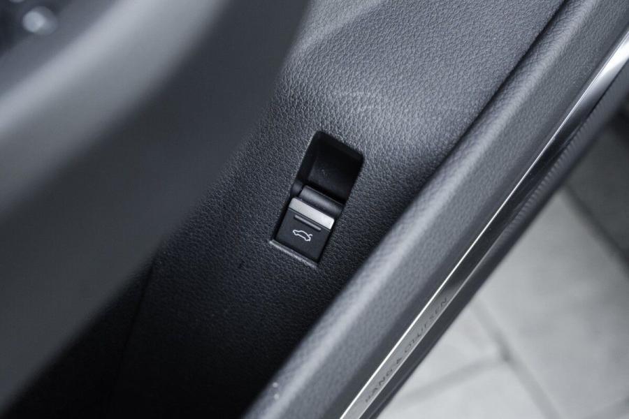 Melns Audi E-Tron 2023 Mārupe, ar dzinēja tilpumu 0.00 L un nobraukumu 41 tūkst. km par 42150 €, foto 10 vietnē AUTOMOTO.COM.LV