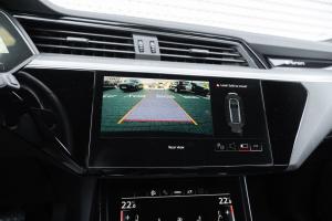Melns Audi E-Tron 2023 Mārupe, ar dzinēja tilpumu 0.00 L un nobraukumu 41 tūkst. km par 42150 €, foto 21 vietnē AUTOMOTO.COM.LV