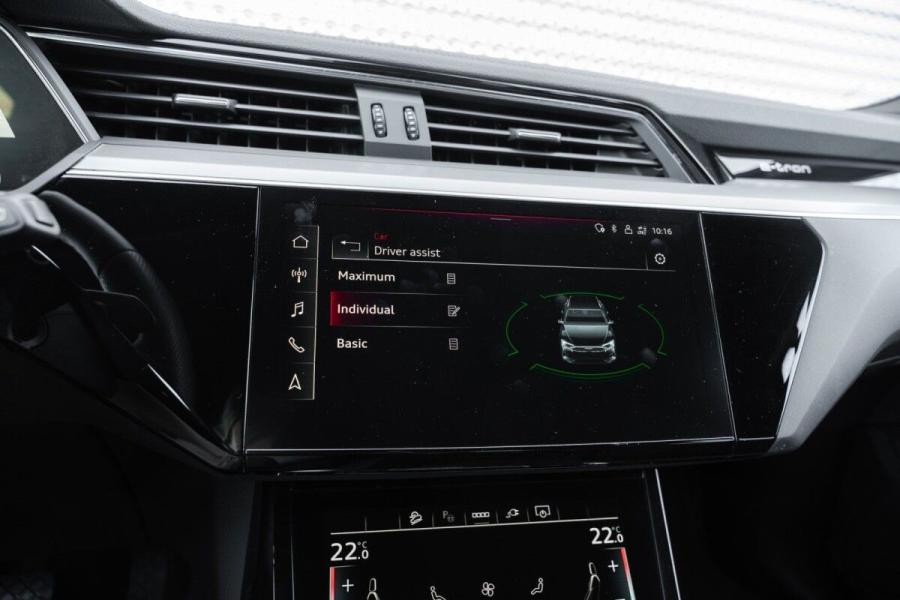 Melns Audi E-Tron 2023 Mārupe, ar dzinēja tilpumu 0.00 L un nobraukumu 41 tūkst. km par 42150 €, foto 26 vietnē AUTOMOTO.COM.LV