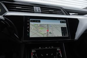 Melns Audi E-Tron 2023 Mārupe, ar dzinēja tilpumu 0.00 L un nobraukumu 41 tūkst. km par 42150 €, foto 27 vietnē AUTOMOTO.COM.LV