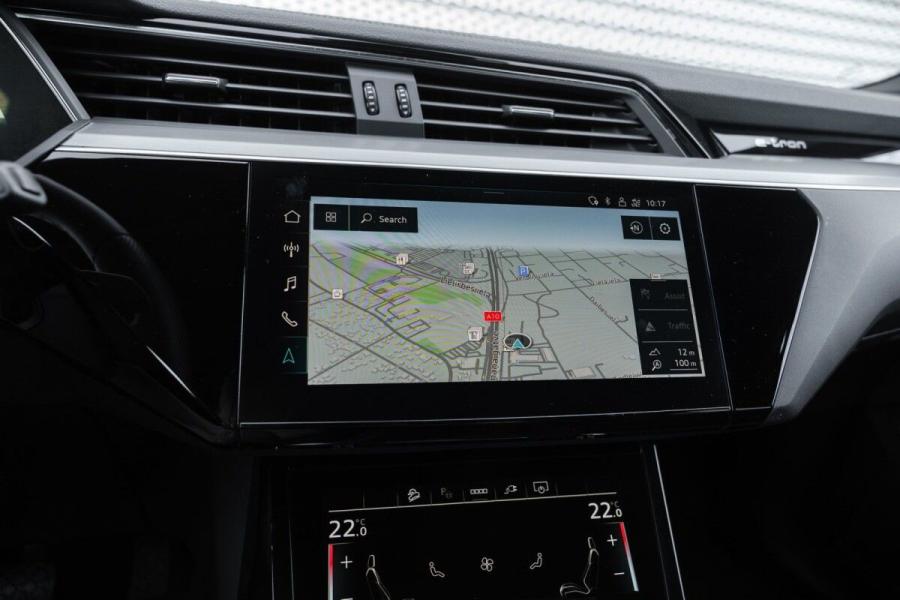 Melns Audi E-Tron 2023 Mārupe, ar dzinēja tilpumu 0.00 L un nobraukumu 41 tūkst. km par 42150 €, foto 27 vietnē AUTOMOTO.COM.LV