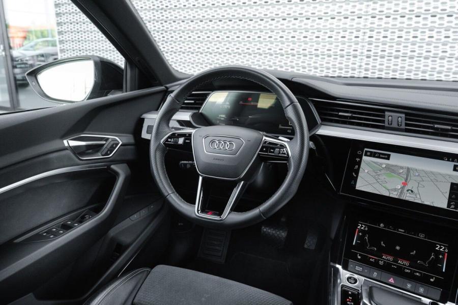 Melns Audi E-Tron 2023 Mārupe, ar dzinēja tilpumu 0.00 L un nobraukumu 41 tūkst. km par 42150 €, foto 30 vietnē AUTOMOTO.COM.LV