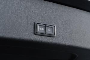 Melns Audi E-Tron 2023 Mārupe, ar dzinēja tilpumu 0.00 L un nobraukumu 41 tūkst. km par 42150 €, foto 33 vietnē AUTOMOTO.COM.LV