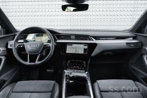Melns Audi E-Tron 2023 Rīga, ar dzinēja tilpumu 0.00 L un nobraukumu 41 tūkst. km par 42150 €, foto 7 vietnē AUTOMOTO.COM.LV