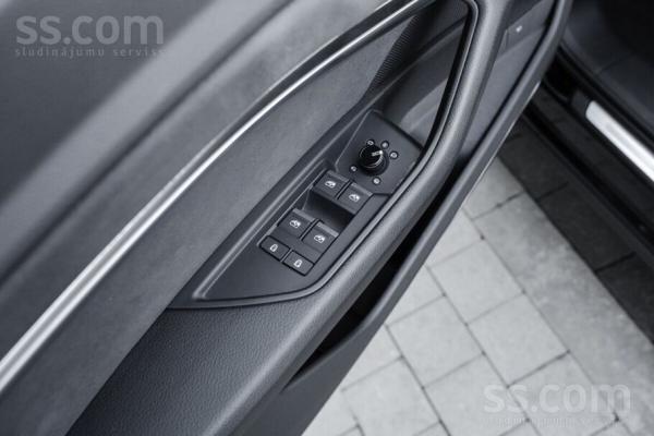 Black Audi E-Tron 2023 in Riga, with an engine capacity of 0.00 L and mileage of 41 thousand km for 42150 €, photo 7 on AUTOMOTO.COM.LV
