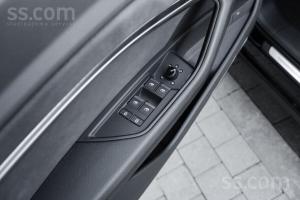 Melns Audi E-Tron 2023 Rīga, ar dzinēja tilpumu 0.00 L un nobraukumu 41 tūkst. km par 42150 €, foto 8 vietnē AUTOMOTO.COM.LV