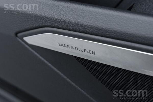 Black Audi E-Tron 2023 in Riga, with an engine capacity of 0.00 L and mileage of 41 thousand km for 42150 €, photo 10 on AUTOMOTO.COM.LV