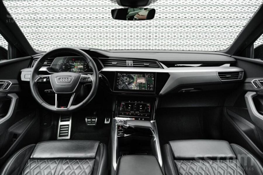 Melns Audi E-Tron 2024 Rīga, ar dzinēja tilpumu 0.00 L un nobraukumu 72 tūkst. km par 54200 €, foto 8 vietnē AUTOMOTO.COM.LV