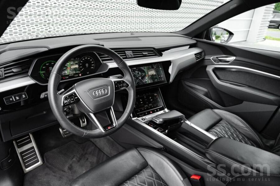 Melns Audi E-Tron 2024 Rīga, ar dzinēja tilpumu 0.00 L un nobraukumu 72 tūkst. km par 54200 €, foto 12 vietnē AUTOMOTO.COM.LV