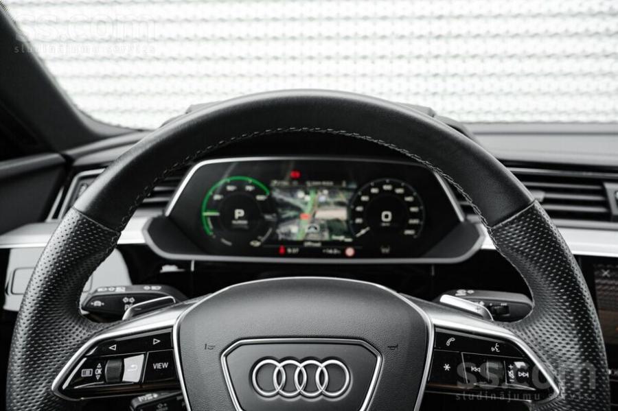 Melns Audi E-Tron 2024 Rīga, ar dzinēja tilpumu 0.00 L un nobraukumu 72 tūkst. km par 54200 €, foto 19 vietnē AUTOMOTO.COM.LV