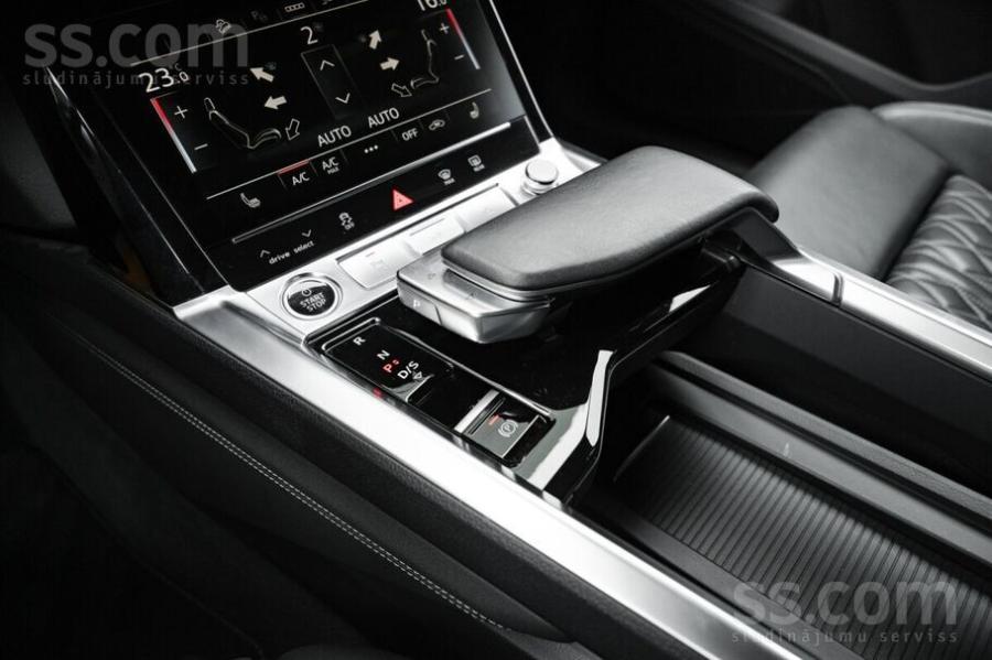 Melns Audi E-Tron 2024 Rīga, ar dzinēja tilpumu 0.00 L un nobraukumu 72 tūkst. km par 54200 €, foto 33 vietnē AUTOMOTO.COM.LV