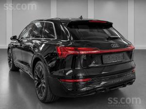 Black Audi E-Tron 2024 in Jelgava, with an engine capacity of 0.00 L and mileage of 74 thousand km for 52900 €, photo 3 on AUTOMOTO.COM.LV