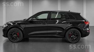 Black Audi E-Tron 2024 in Jelgava, with an engine capacity of 0.00 L and mileage of 74 thousand km for 52900 €, photo 4 on AUTOMOTO.COM.LV