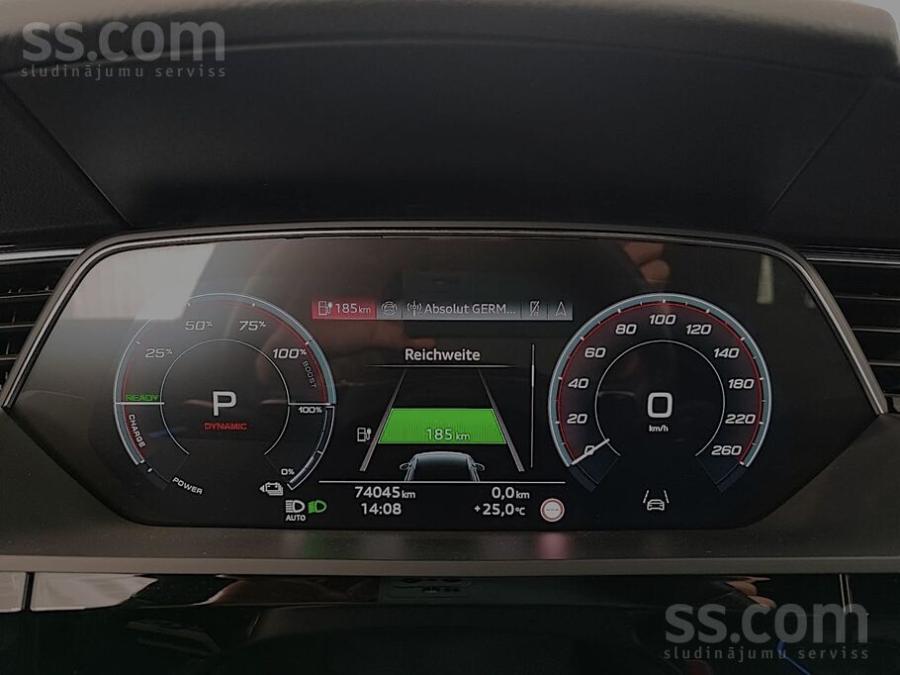 Black Audi E-Tron 2024 in Jelgava, with an engine capacity of 0.00 L and mileage of 74 thousand km for 52900 €, photo 6 on AUTOMOTO.COM.LV