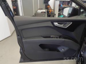 Черный Ауди E-Tron 2025 в Рига, объемом двигателя 0.00 л и пробегом 8 тыс. км за 42600 €, фото 10 на AUTOMOTO.COM.LV