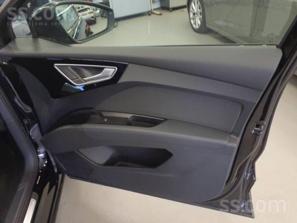 Black Audi E-Tron 2025 in Riga, with an engine capacity of 0.00 L and mileage of 8 thousand km for 42600 €, photo 10 on AUTOMOTO.COM.LV