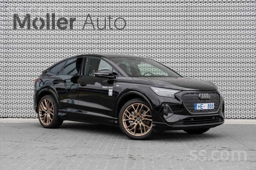Black Audi E-Tron 2026 in Riga, with an engine capacity of 0.00 L and mileage of 15 thousand km for 61900 €, photo 3 on AUTOMOTO.COM.LV