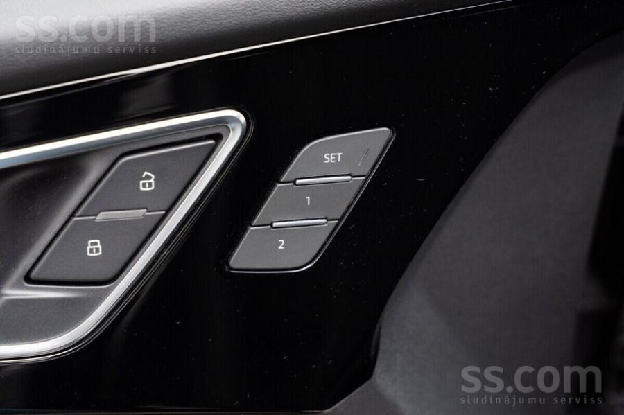 Black Audi E-Tron 2026 in Riga, with an engine capacity of 0.00 L and mileage of 15 thousand km for 61900 €, photo 9 on AUTOMOTO.COM.LV