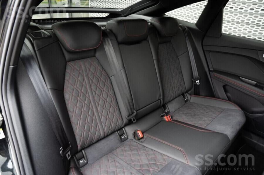 Black Audi E-Tron 2026 in Riga, with an engine capacity of 0.00 L and mileage of 15 thousand km for 61900 €, photo 26 on AUTOMOTO.COM.LV