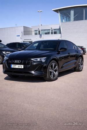 Melns Audi E-Tron 2020 Tallina, ar dzinēja tilpumu 0.00 L un nobraukumu 161 tūkst. km par 27900 €, foto 3 vietnē AUTOMOTO.COM.LV