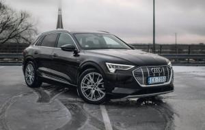 Black Audi E-Tron 2020 in Riga, with an engine capacity of 0.00 L and mileage of 48 thousand km for 41150 €, photo 6 on AUTOMOTO.COM.LV